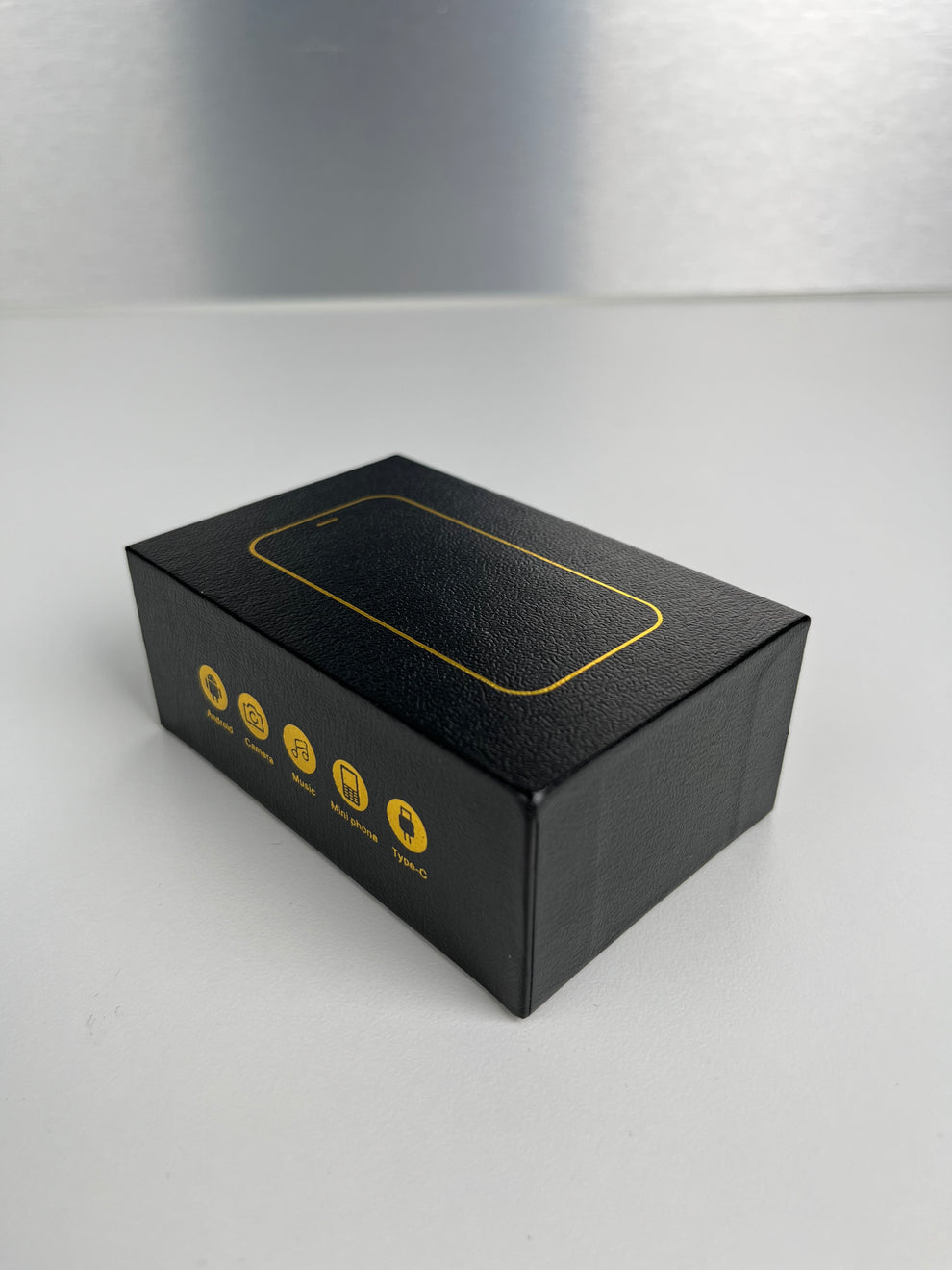 NanoPhone 3G - The Small Smartphone